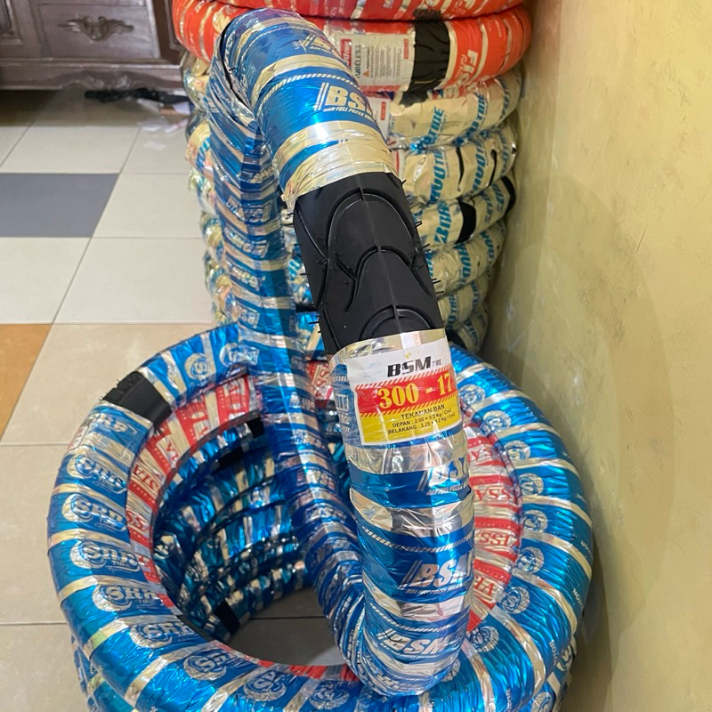 Jual Ban Motor Vixion Megapro Verza Cb Gl dll Ring 17 Ukuran 300(90/90 ...