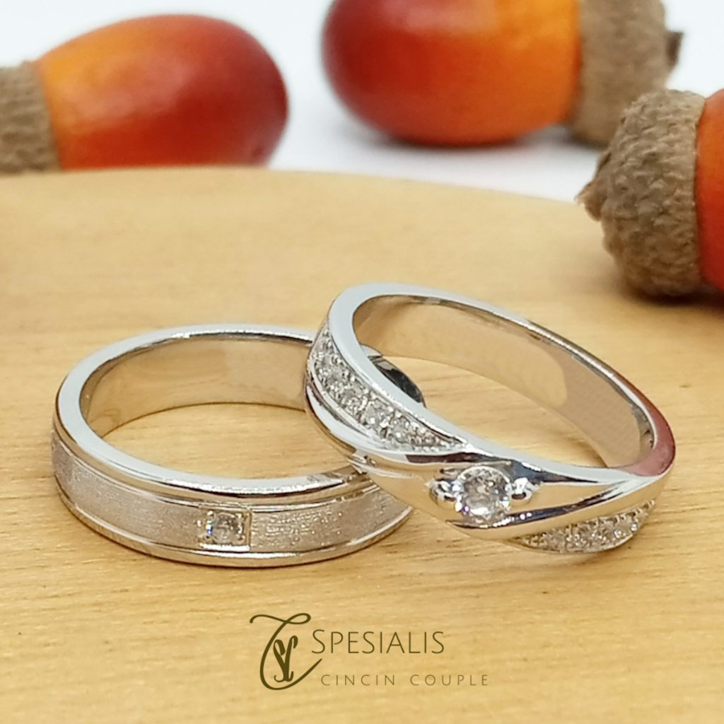Jual Cincin Tunangan Couple Perak Asli Gratis Ukir Nama ID48 | Shopee ...