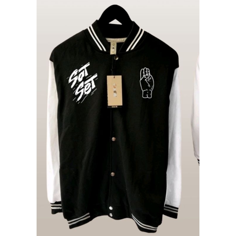 Jual JAKET varsity Sat set Ganjar | Shopee Indonesia