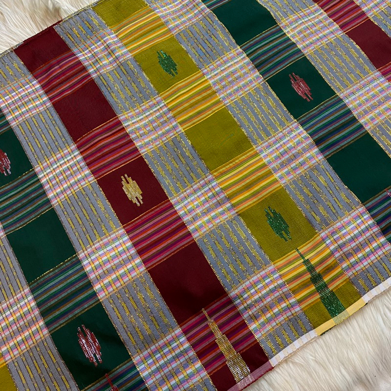 Jual Elegant sabbe kotak kristal lipa sabbe kain sarung tenun bugis ...