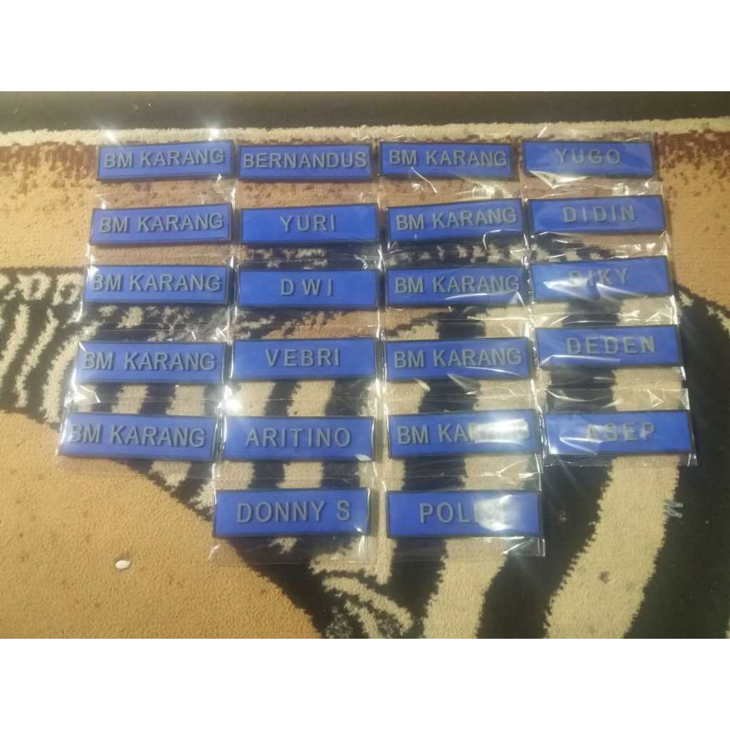 Jual patch rubber nametag custom/rubber patch nametag custom satuan/tempelan karet/emblem bordir ...