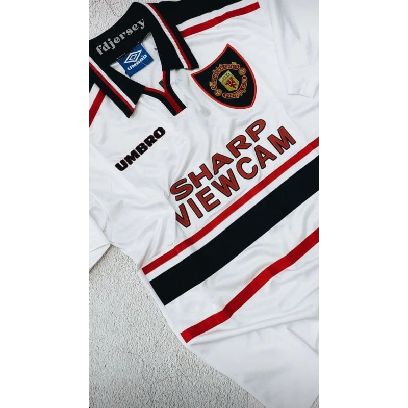 Jual Jersey MU Retro Away Putih | Shopee Indonesia