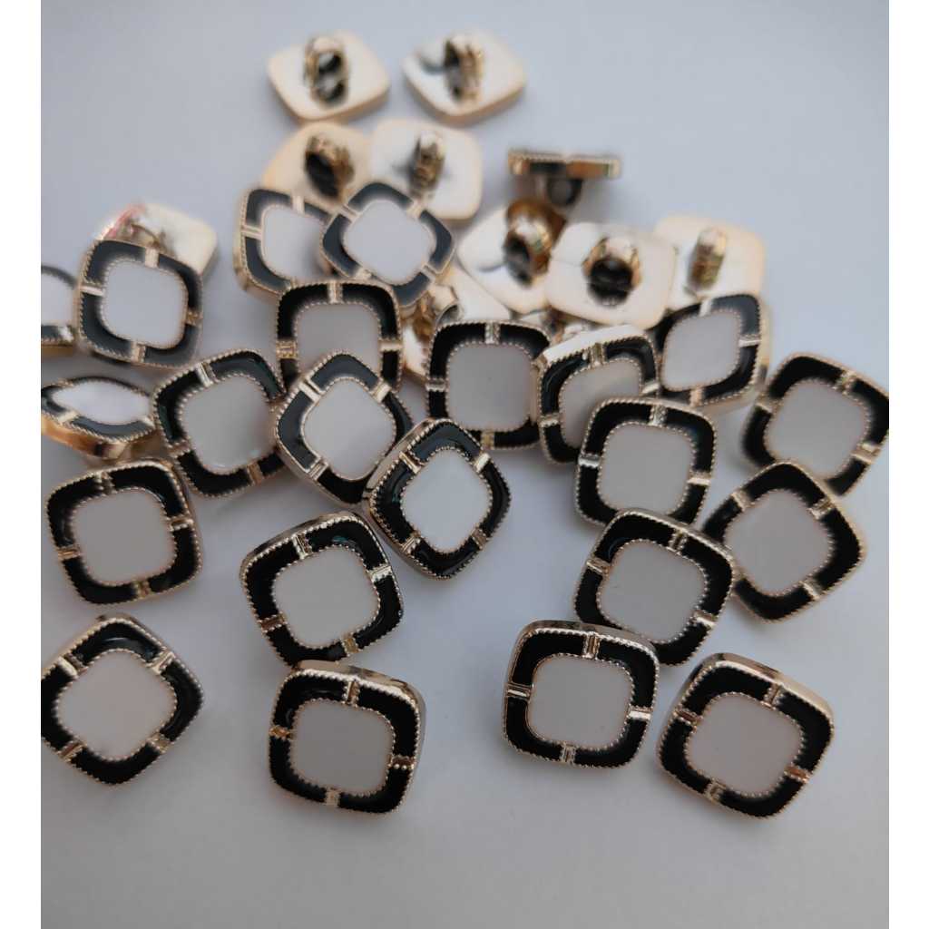 Jual 144 Pcs Kancing mutiara jamur kotak motif list hitam 15 mm ...