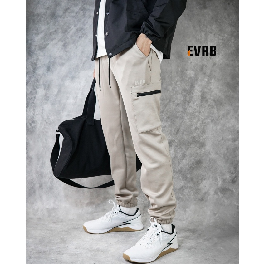 Jual EVRB - CELANA PANJANG JOGER CARGO TECH TRAINING OLAHRAGA PRIA ...
