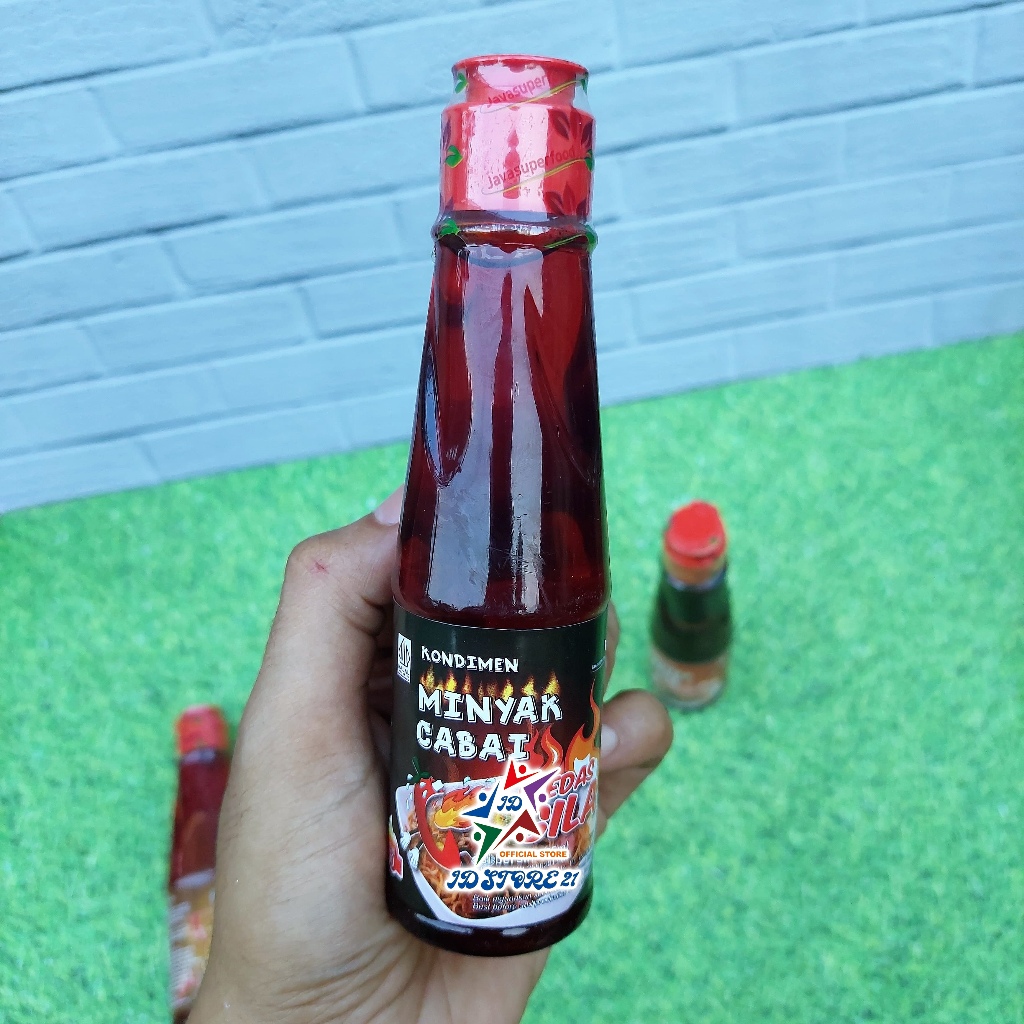 Jual MINYAK CABAI SPICY / MINYAK CABE PEDAS / CHILI OIL 135 ML | Shopee ...