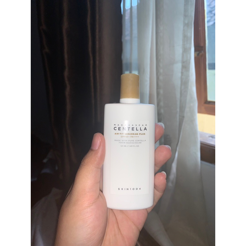 Jual preloved skincare air fit sunscreen plus skin1004 madagascar ...