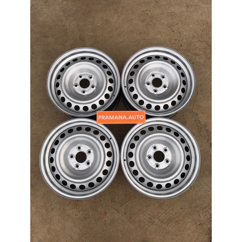 Jual velg kaleng tuscon ring 17 pcd 5x114 new repaint silver | Shopee Indonesia