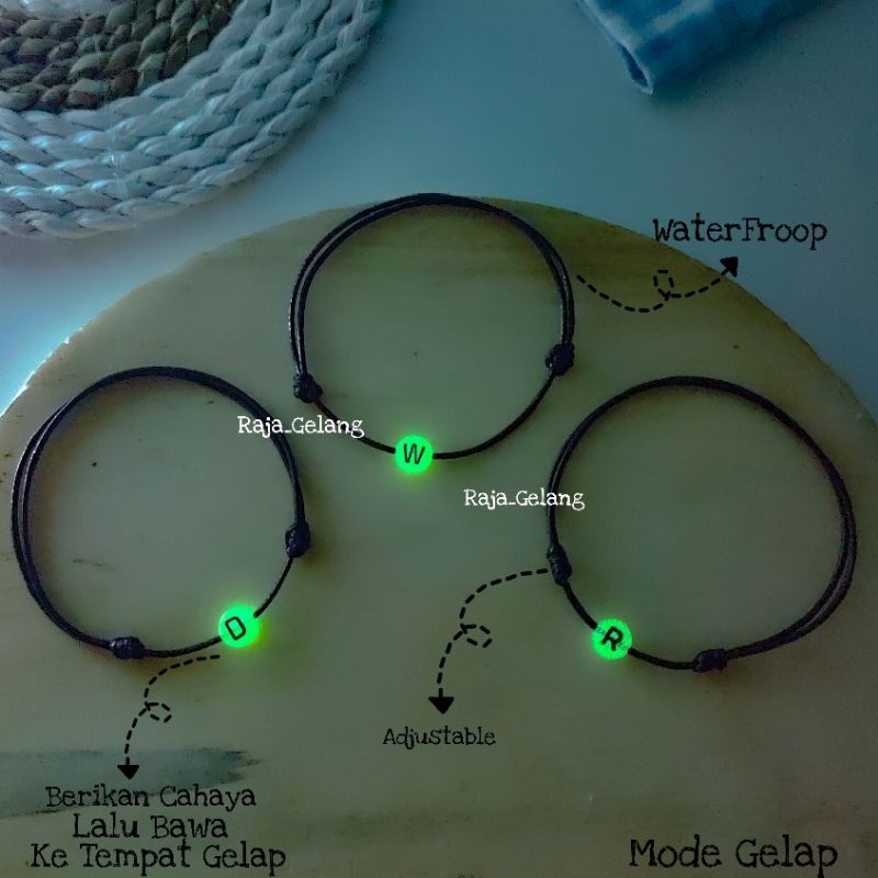 Jual Gelang Inisial Glow In The Dark / Gelang Inisial Menyala Dalam ...