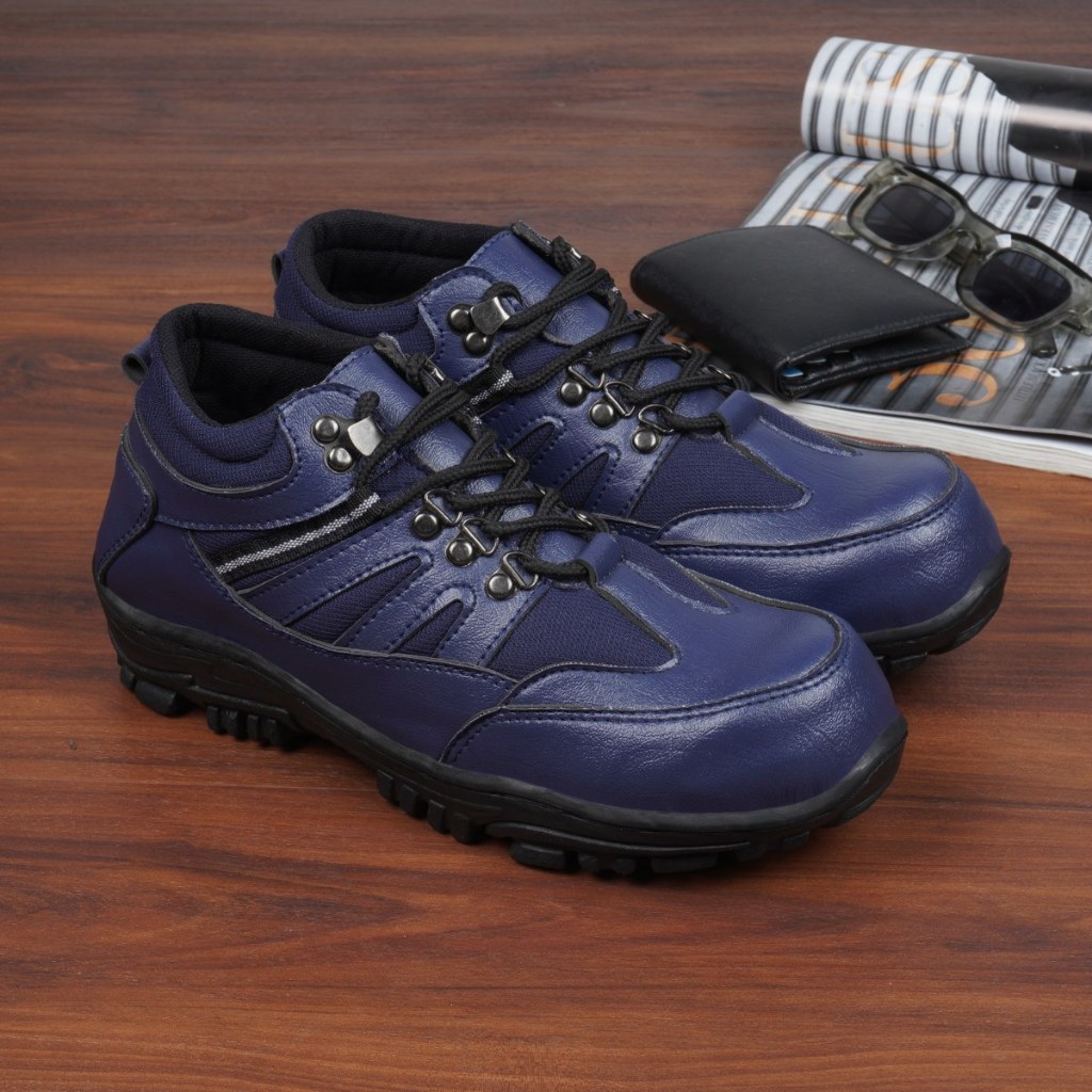 Jual Sepatu Gunung Pria Armourr Tracking Outdoor / Sepatu safety Armour ...