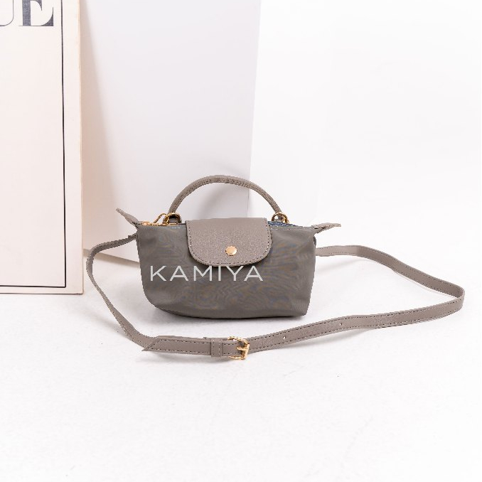 Jual (Kamiyastuff) Pouch Emira - Free Goodie Bag Tas Slingbag Wanita ...