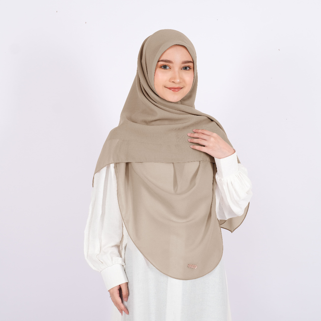 Jual Rasyuka - Halwa Hijab Syar'i - Segi Empat Oval Polycotton size 120,130,140 | Shopee Indonesia