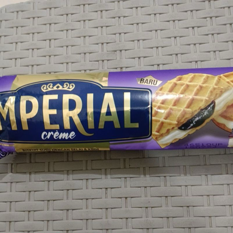 Jual imperial creme wafer biskuit susu blueberry 100g | Shopee Indonesia