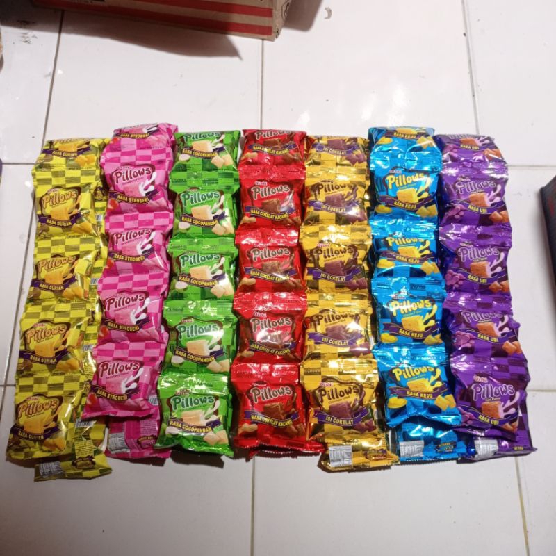 Jual Snack manis pillow macam-macam rasa 1 renceng isi 10 pcs | Shopee ...
