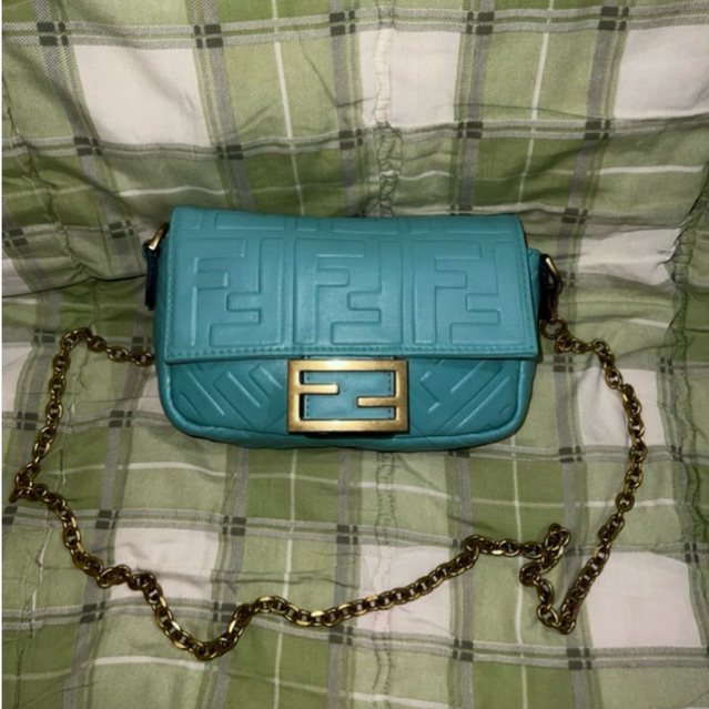 Jual Fendi Roma Mini Baguette Chain Sling Bag (NETT PRICE) | Shopee ...