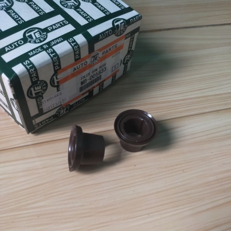 Jual Bushing bush Idle arm / Bellcrank kiri Coklat L300 Japan | Shopee Indonesia