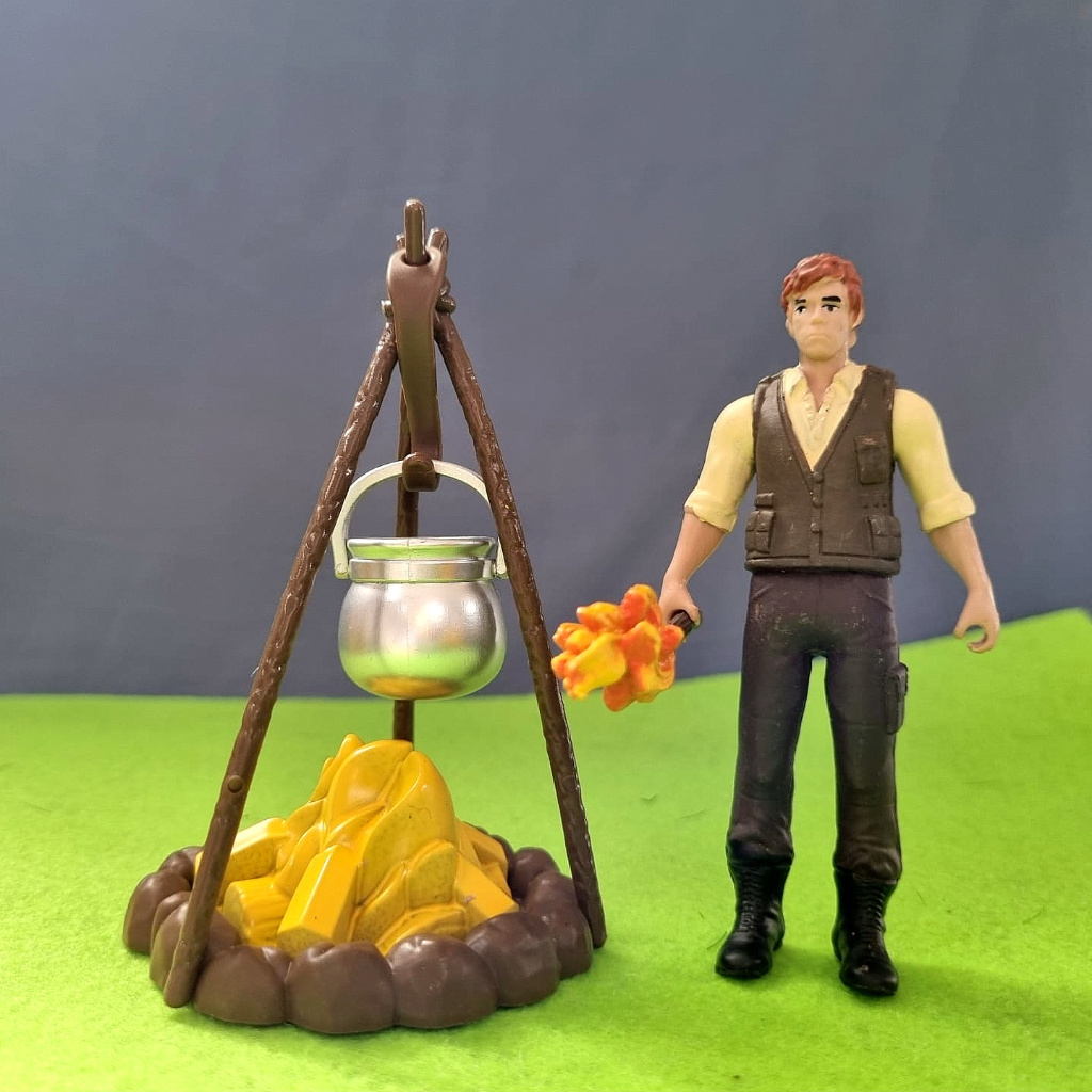 Jual Figure Orang Api Unggun, Obor, Panci masak air mainan diorama ...