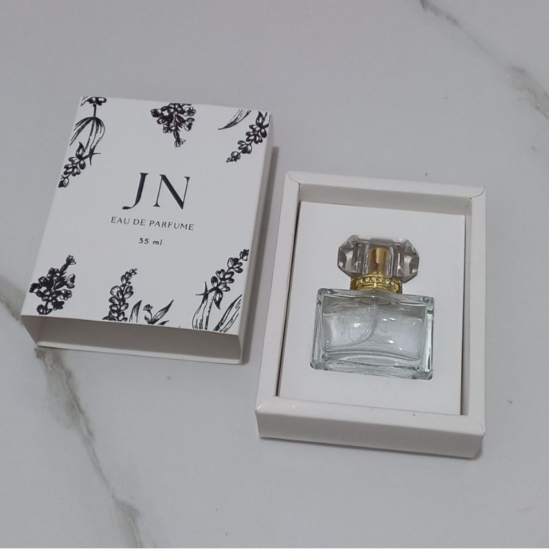 Jual BOX PARFUM PUTIH 12x9x3.5Cm (BACA DESKRIPSI PRODUK) | Shopee Indonesia