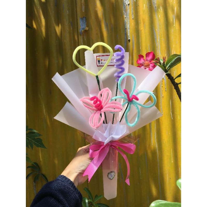 Jual mini buket kawat bulu | buket pipe cleaner| buket lucu | buket ...