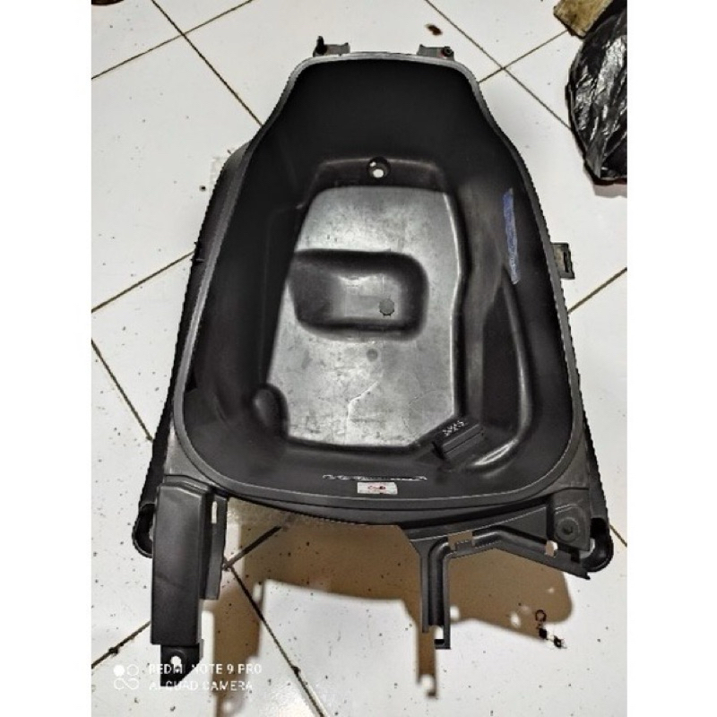 Jual BOK BAGASI/BOK HELM GENIO KODE KOJ ORIGINAL CABUTAN | Shopee Indonesia