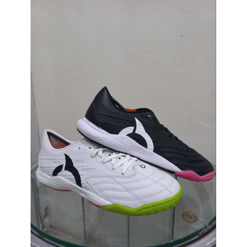 Jual Sepatu Futsal Ortuseight Catalyst Vision V4 In Kulit Kanguru ...
