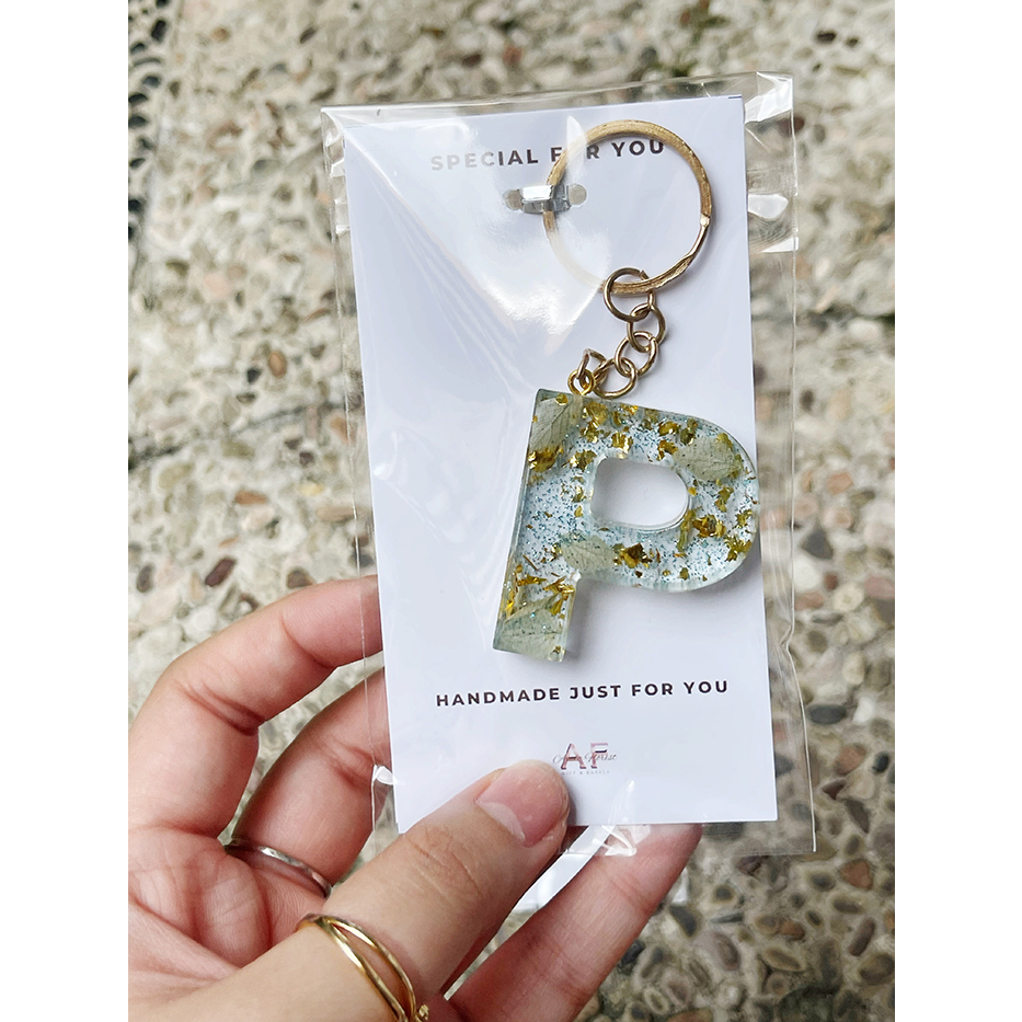 Jual ( Biru Bening) Alphabet Letter Keychain Resin Gantungan Kunci ...