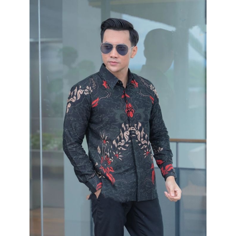 Jual Setya batik kemeja BATIK PRIA SOLO MODERN SLIMFIT LAPIS FURING ...