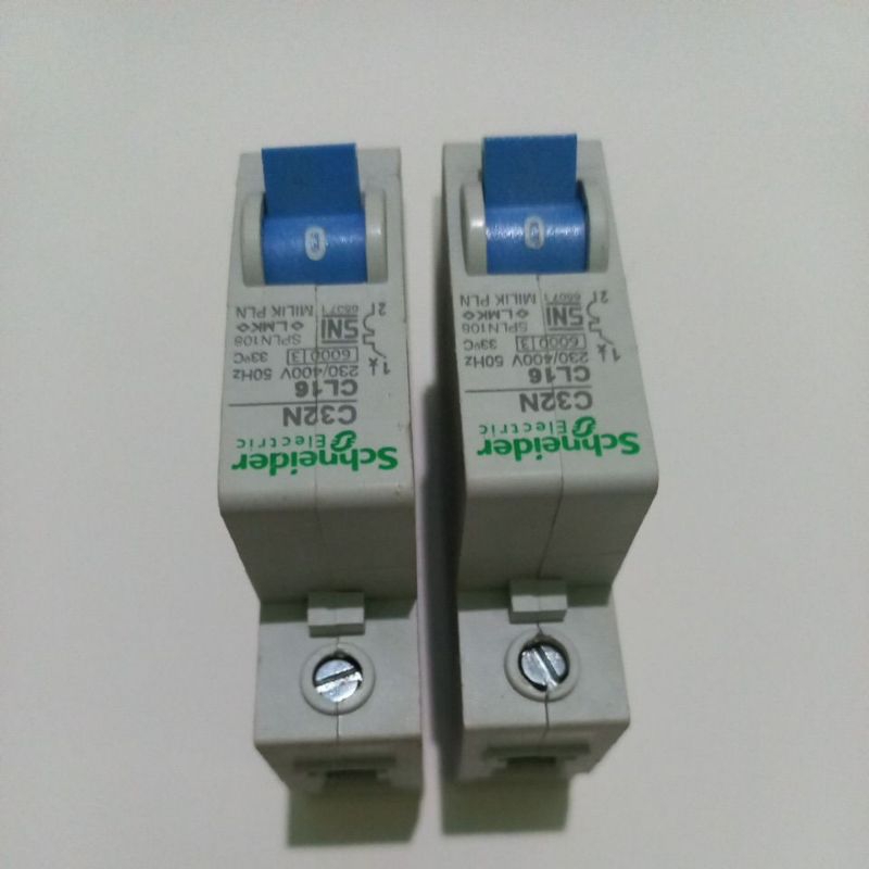 Jual Mcb Schneider PLN biru 1P 2A 4A 6A 10A 16A 20A 35A original | Shopee Indonesia