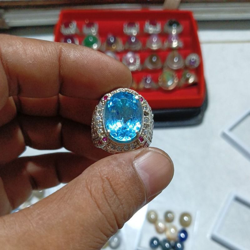 Jual natural batu blue topas Swiss | Shopee Indonesia