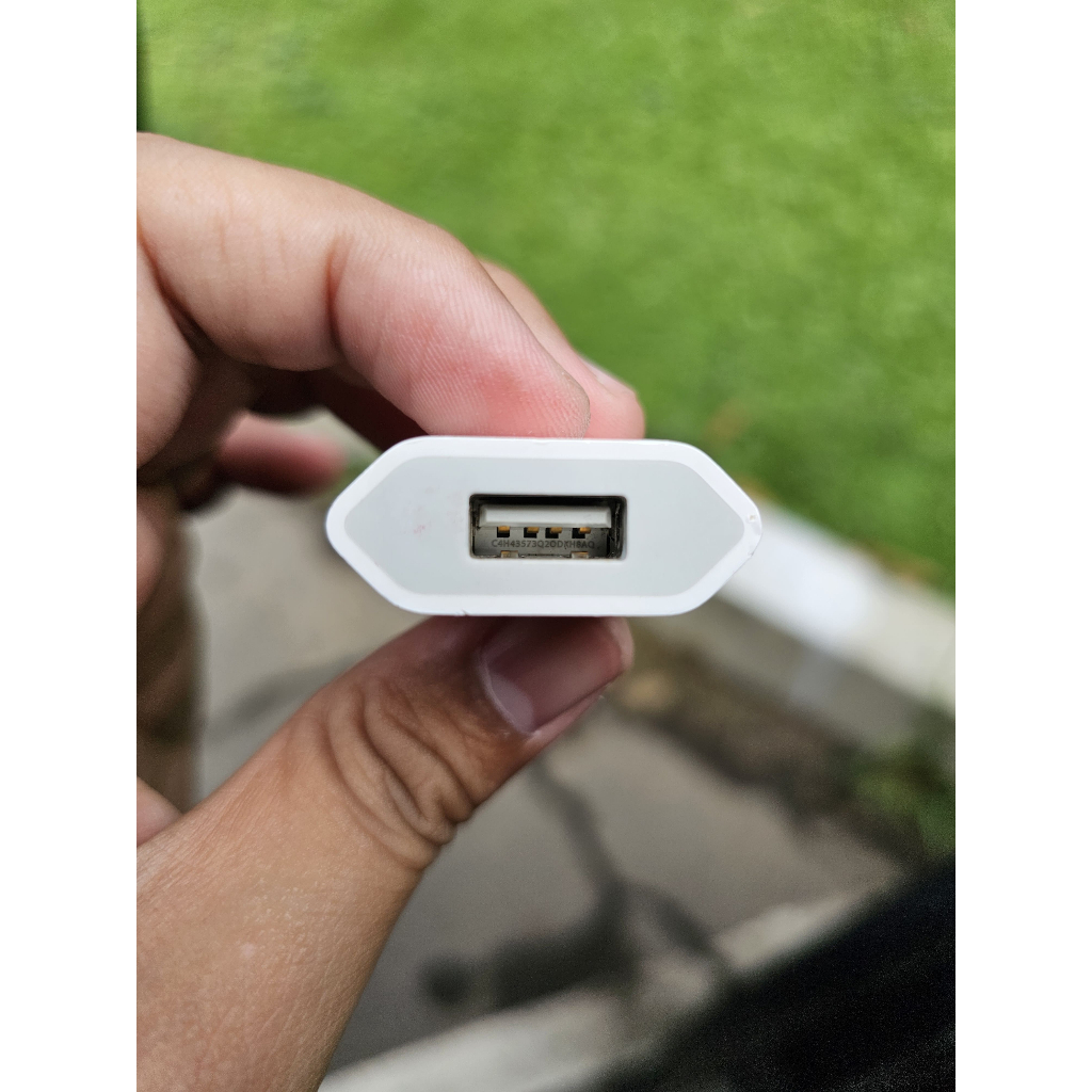 Jual Adapter 5 Watt Original Apple dengan Serial Number | Shopee Indonesia