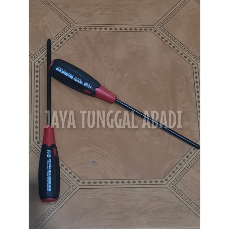 Jual OBENG VESSEL 700 P2.150X JAPAN | Shopee Indonesia