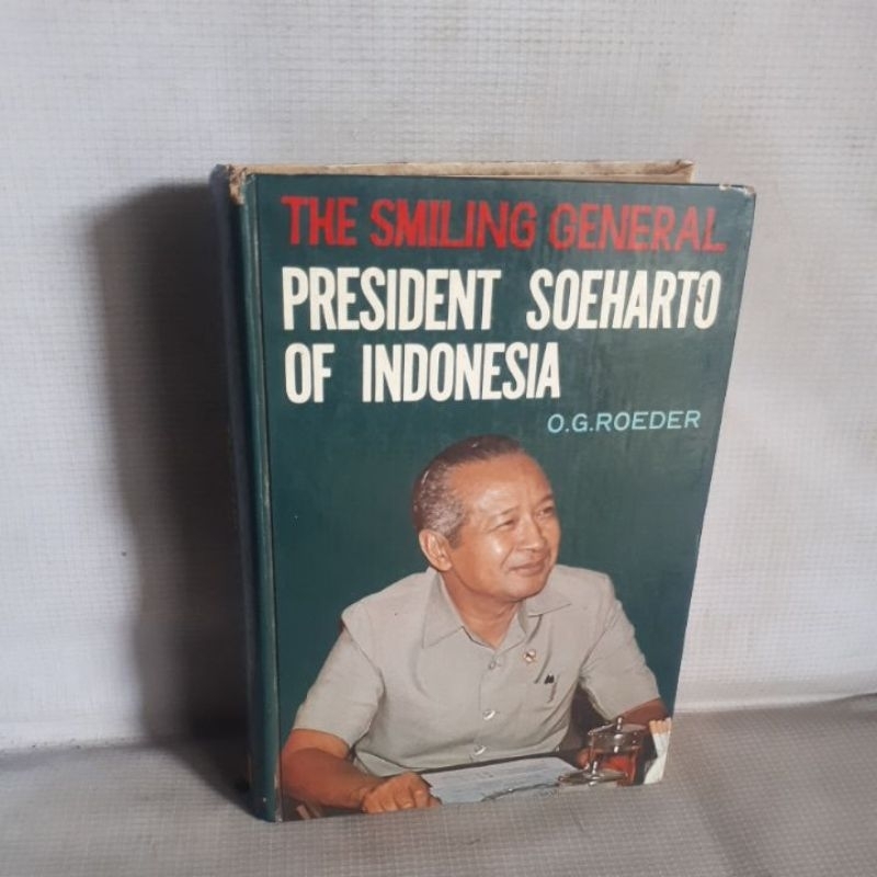 Jual THE SMILING GENERAL PRESIDENT SOEHARTO OF INDONESIA | Shopee Indonesia