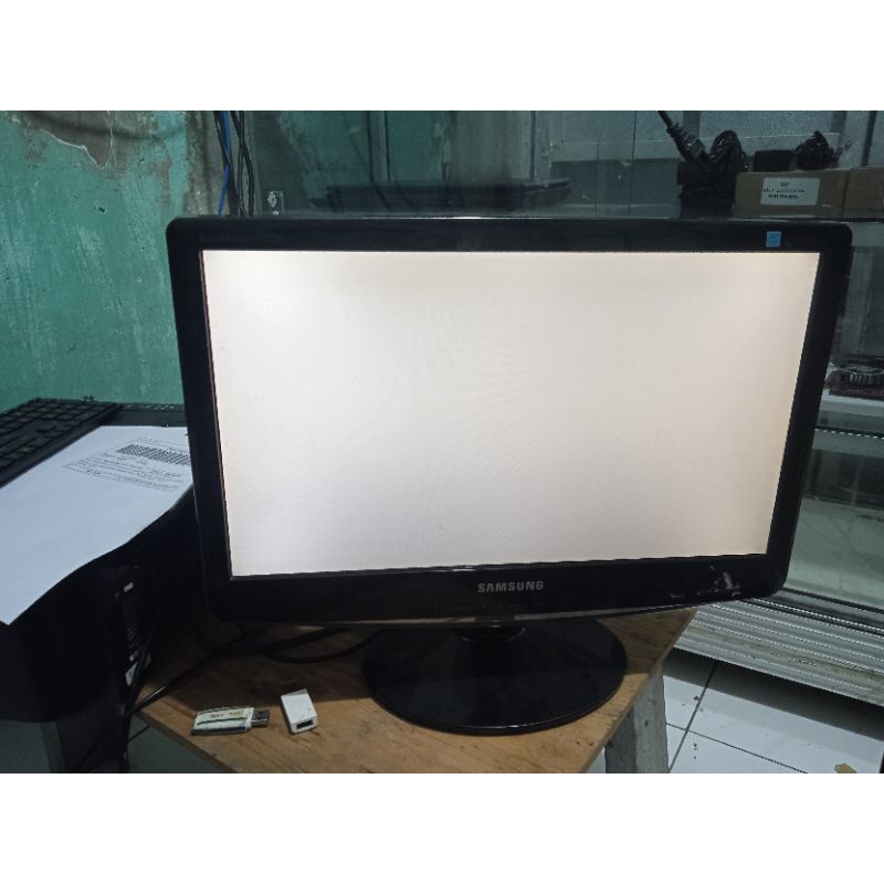 Jual monitor 19 inch samsung syncmaster b1930 minusan bahan kanibalan | Shopee Indonesia