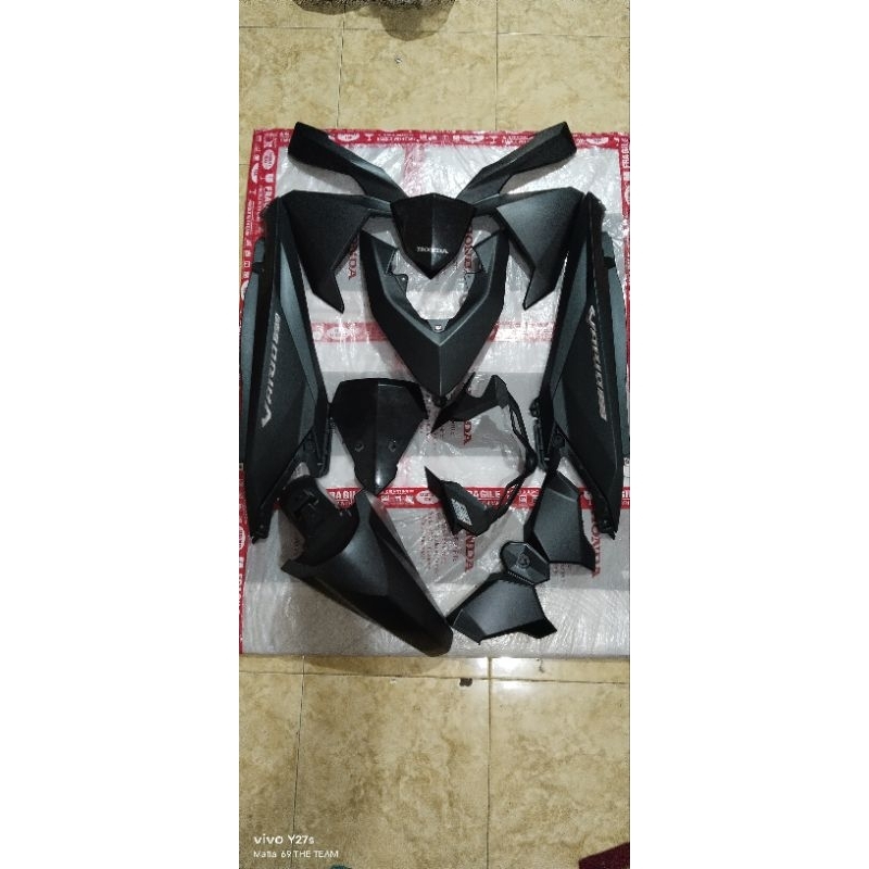 Jual Body halus dan kasar Vario LED OLD 2015 - 2017 All warna Original ...