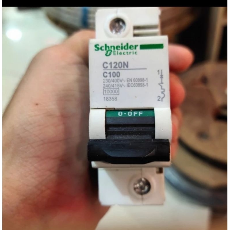 Jual MCB SCHNEIDER 1P C120N 80A 100A 125A 10KA | Shopee Indonesia