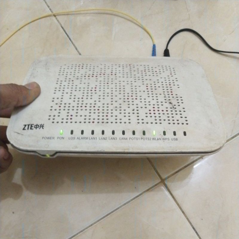 Jual ZTE GPON ONT MODEL: ZXA10 F660 KONDISI NORMAL TAMPA ANTENA SESUAI FOTO | Shopee Indonesia