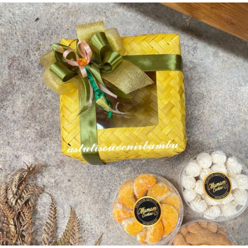 Jual EID MUBARAK HAMPERS BESEK MIKA WARNA SPESIAL LEBARAN PARSEL ...