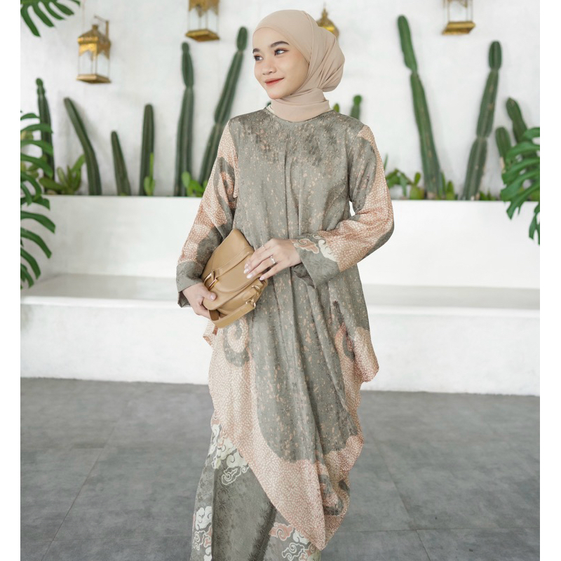 Jual SABILA Set Tunik dan Rok Lilit Batik Modern Viscose / Setelan ...