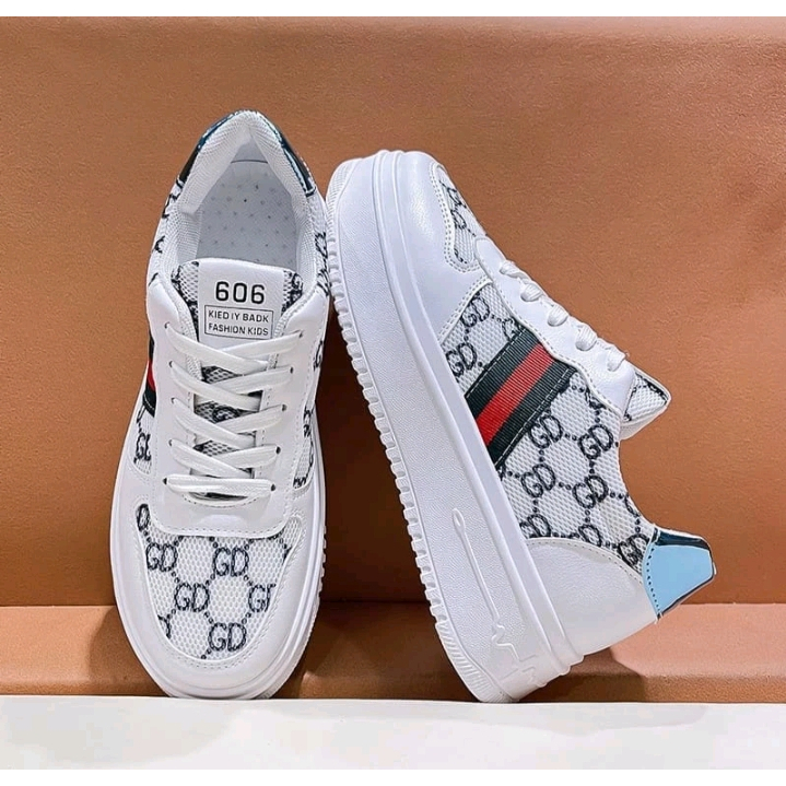 Jual Sepatu Wanita Sneakers Model Guci GD 01 Tebaru Sepatu Sneakers ...