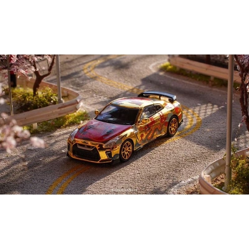 Jual Inno64 Nissan GT-R R35 Chinese New year special edition 2024 ...