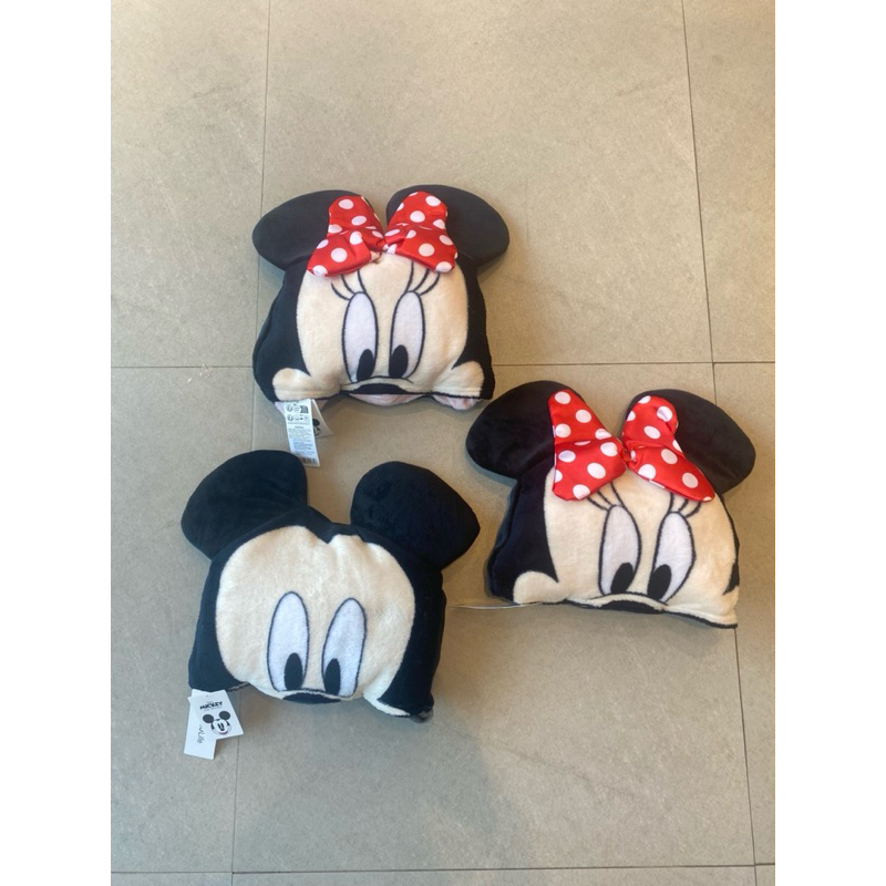 Jual MINISO Disney Collection Hooded Blanket (Mickey, Minnie) / selimut ...