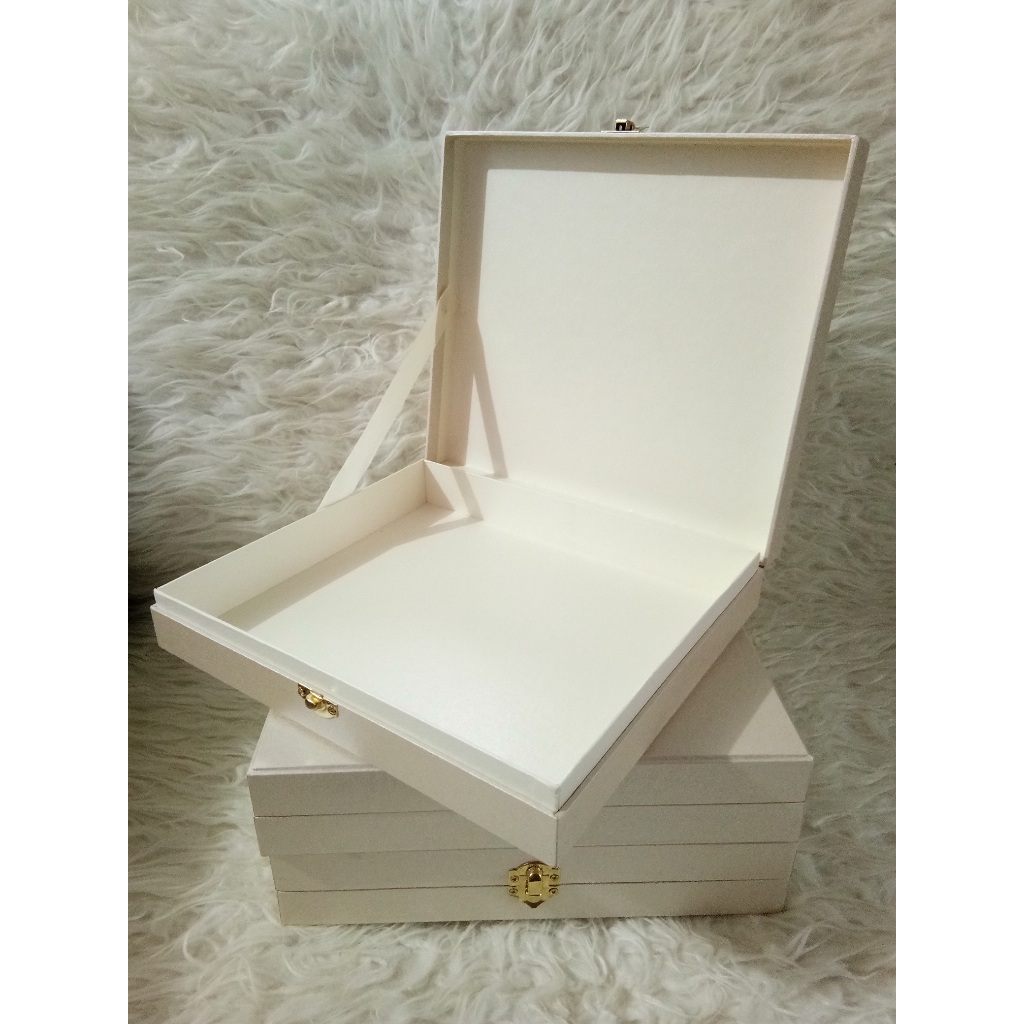 Jual Box Kotak Berkunci uk 25x22x5, Gift Box Kotak variasi kunci ...