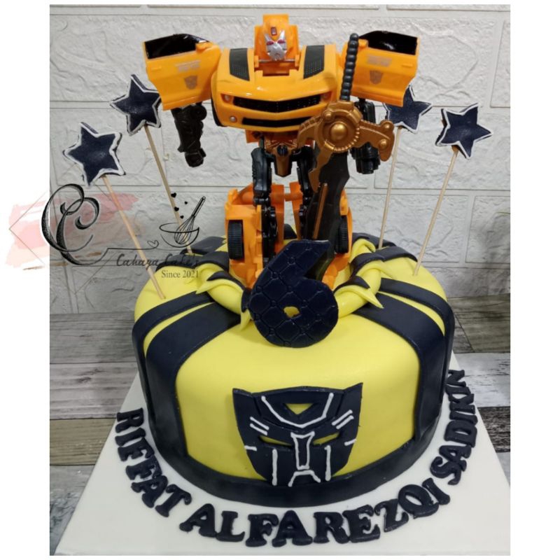 Jual Bumblebee Cake / Kue Ulang Tahun Bumblebee / Kue Ultah Custom ...