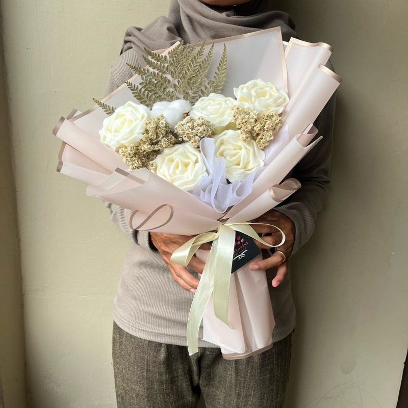 Jual Kode | VIO buket bunga kering wisuda ultah | Shopee Indonesia