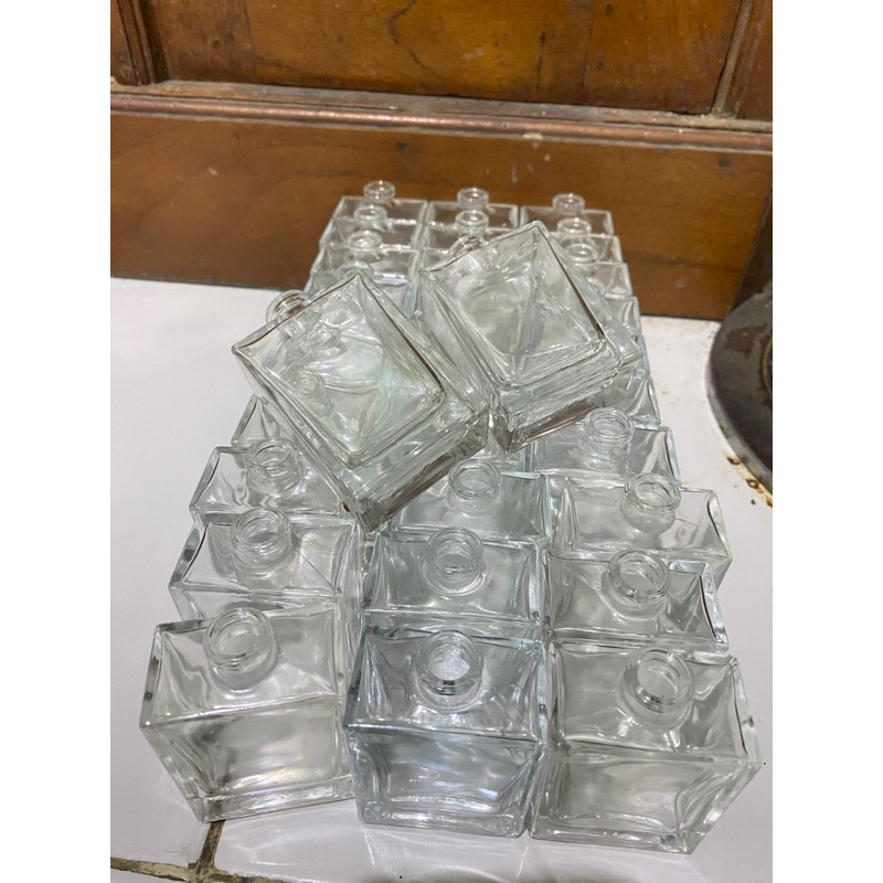 Jual Botol Parfum kotak / botol parfum zara 30 ml | Shopee Indonesia