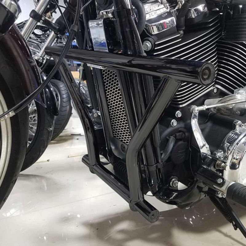 Jual Engine Guard Crash Bar Fit for Harley Softail Street Fat Bob Sport ...