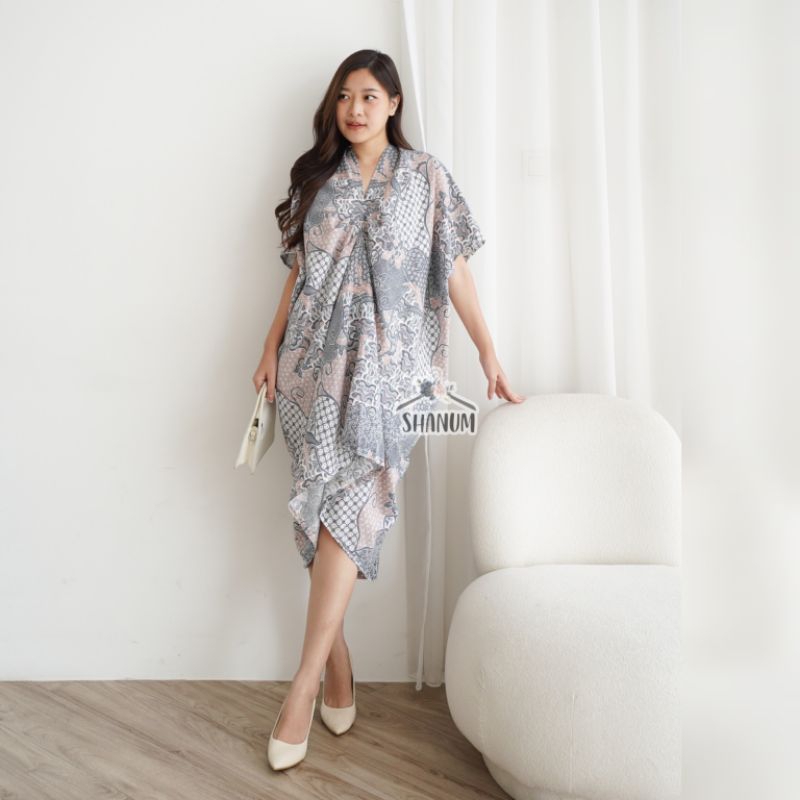 Jual KAFTAN BATIK SHANUM/DRES BATIK MOTIF SEKARJAGAD/DRESS BATIK ...