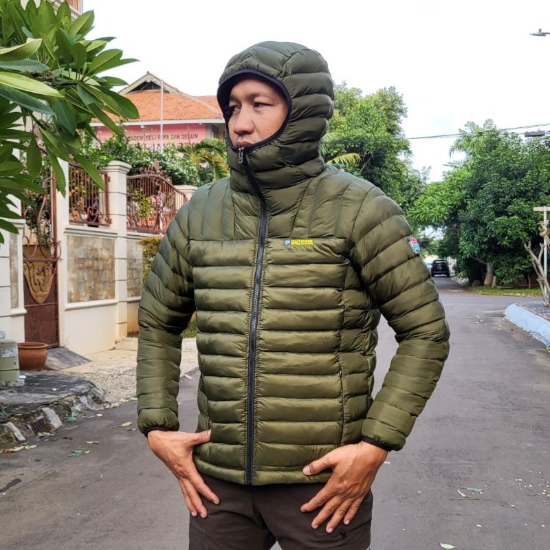 Jual Jaket Gunung Pria Wanita Tebal Jaket Dacron Jaket Outdoor Hangat ...