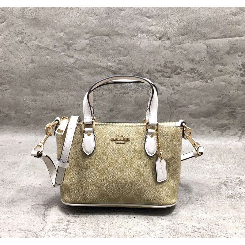 Jual Coach Mini Gallery Crossbody in Signature | Shopee Indonesia