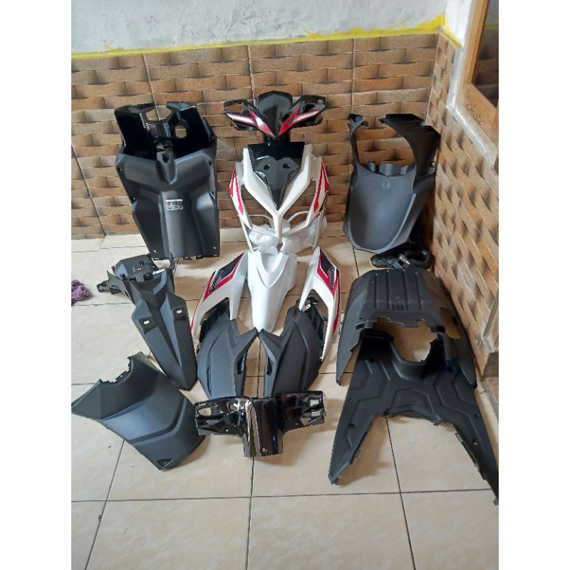 Jual Full body halus dan body kasar Vario techno CBS 110 karbu putih ...