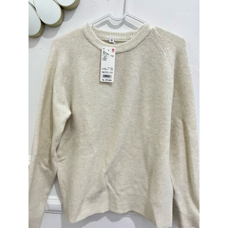 Jual UNIQLO SWEETER | Shopee Indonesia